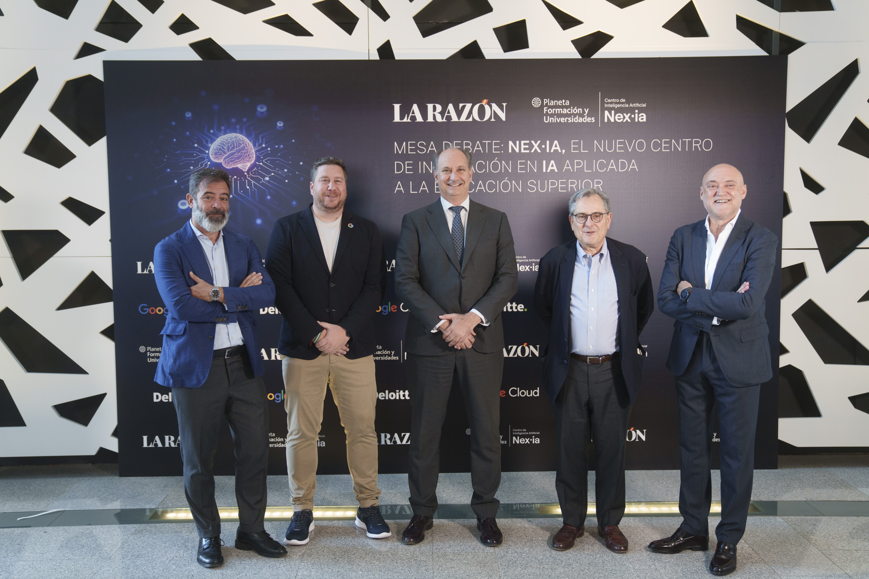 Nex·ia presents advances in applied AI training